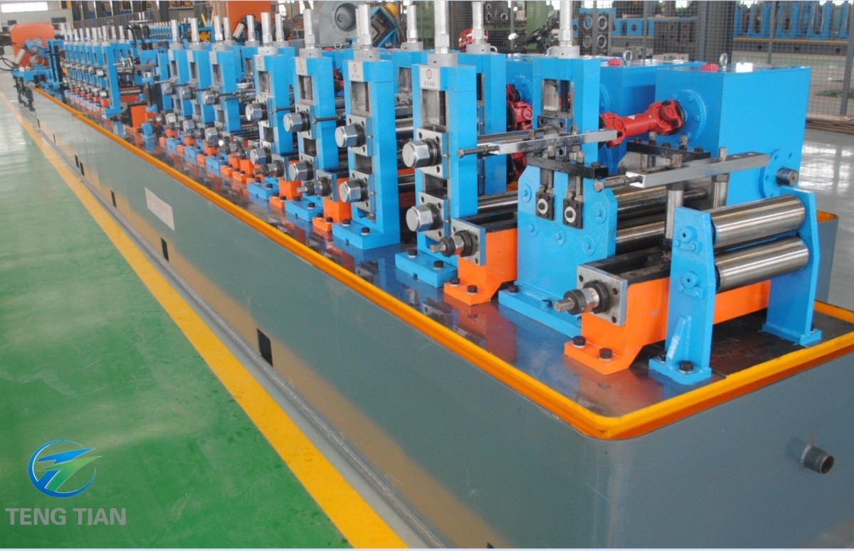 Galvanized Carbon Steel Pipe Manufacturing Machine 380V 50HZ